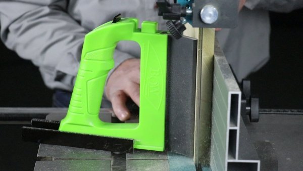 GuidePRO Bandsaw Guide - Bow Products